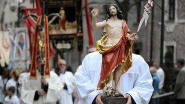 Czy trzeba iść na Rezurekcję w Wielkanoc? Można popełnić grzech
