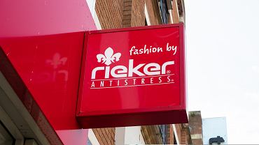 CzujÄ siÄ w nich jak na chmurce - Rieker przeceniĹ skĂłrzane klapki o 20%