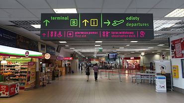 Ogromne zmiany na polskim lotnisku. Otwarto nowy terminal i stworzono 757 miejsc parkingowych